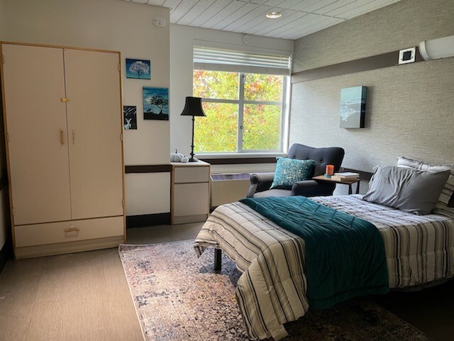 Benu Community Home and Friendship Heights Tiny House Village Open ...